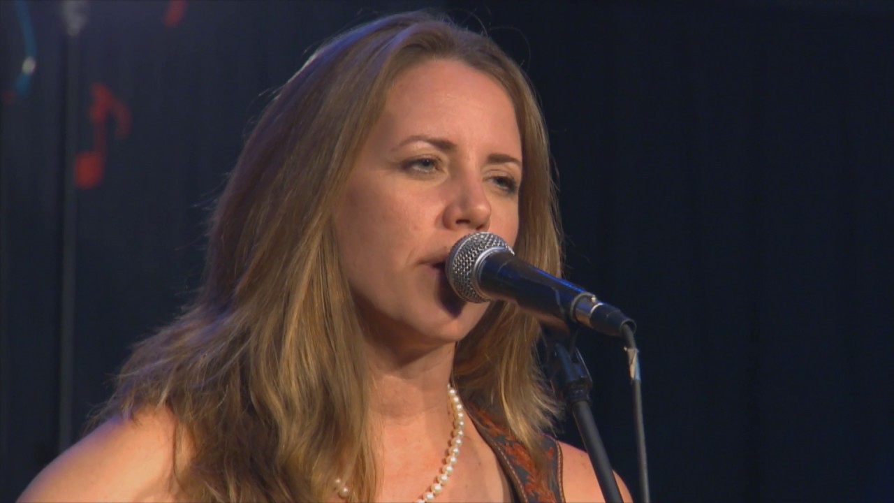 Jamie Lin Wilson "Ordinary People" Live on The Texas Music Scene - YouTube