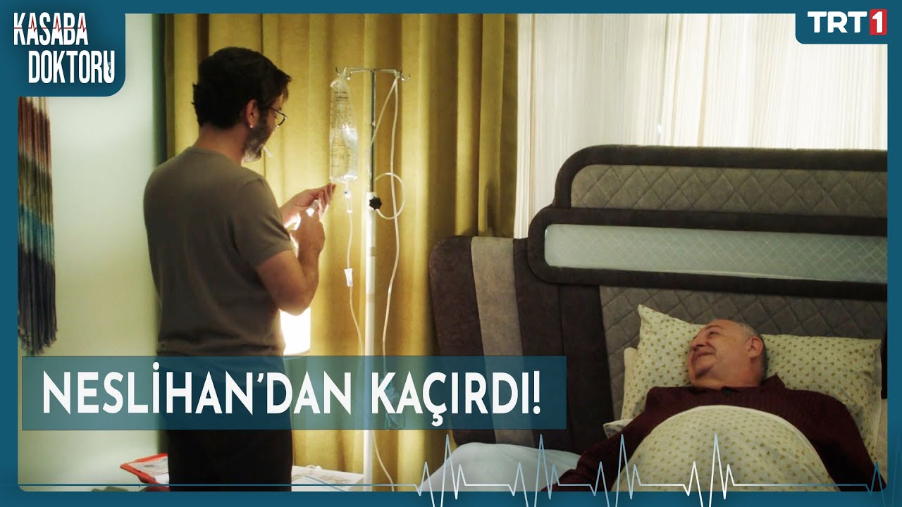 Hakan, Erol Bey'e kendi evinde bakıyor! - Kasaba Doktoru 21. Bölüm - YouTube