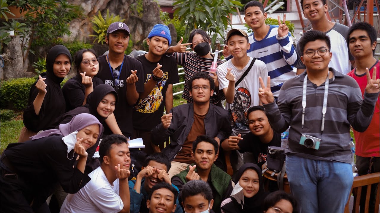 BTS ~ ( Nadin Amizah - Bertaut ) production by kelas C , broadcast ...