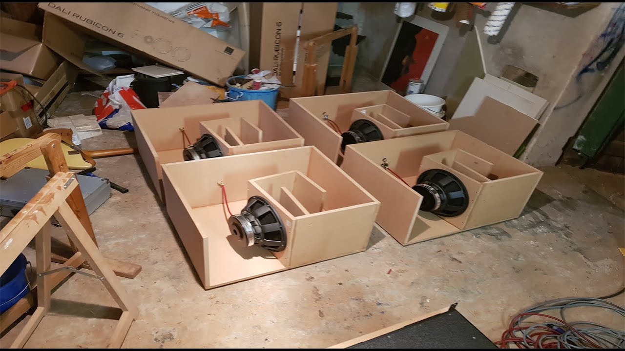 4x MTH-30 Subwoofer Selbstbau - YouTube