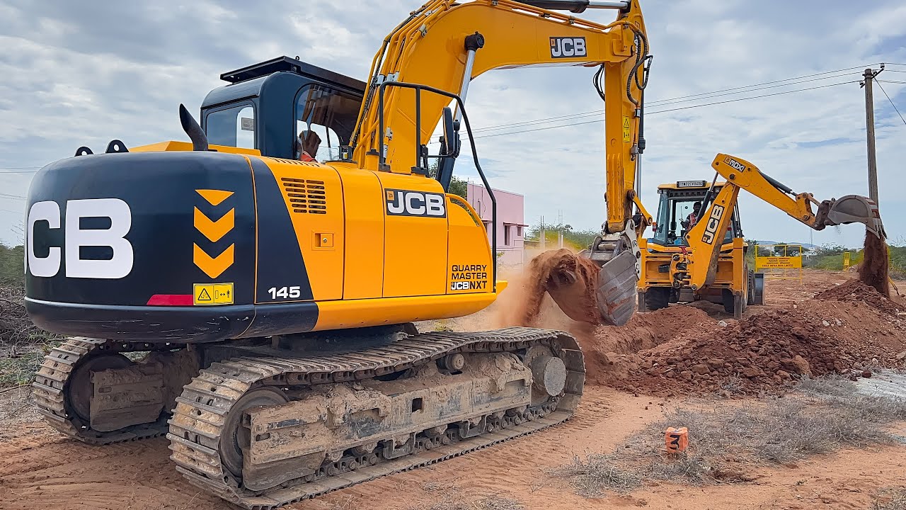 JCB 3DX Plus and JCB 145 Excavator Underground sewerage Pipeline dig ...