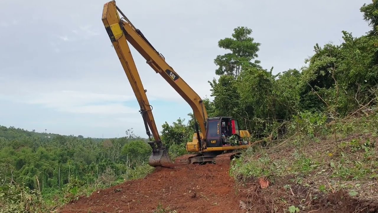 LONG ARM buat jalan kebun.Make garden paths and clean - YouTube
