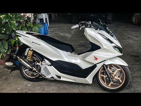 PCX 160 Wonderful White - YouTube