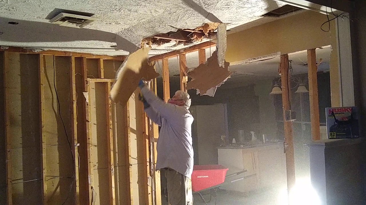 Radiant heated ceiling - YouTube
