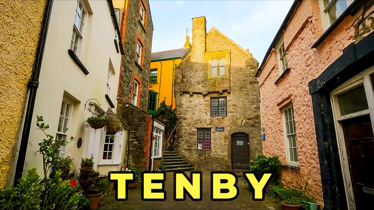 A Virtual Walk Through The Narrow Lanes Of Tenby In Wales - YouTube