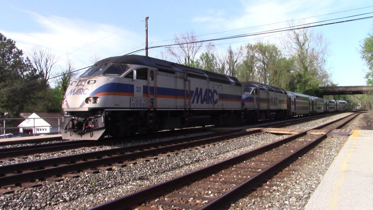 Marc Commuter Train P846 at St Denis from Camden Station Baltimore MD ...