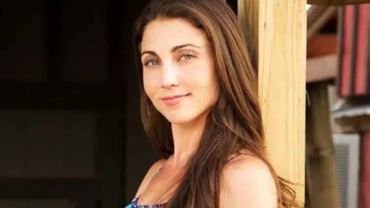 New Bikini Images From Mary Padian Leaves Little To The Imagination ...