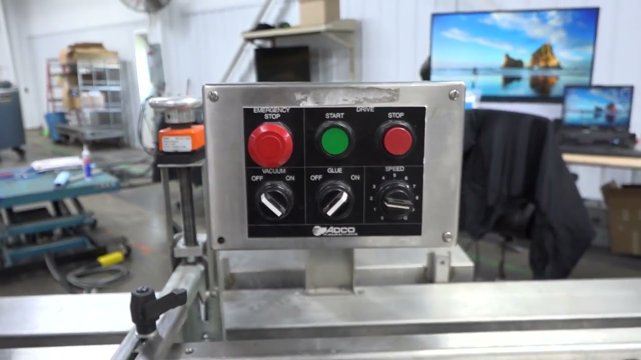 K6724 - ADCO 15D105 SS Hand Load Glue Horizontal Cartoner - YouTube