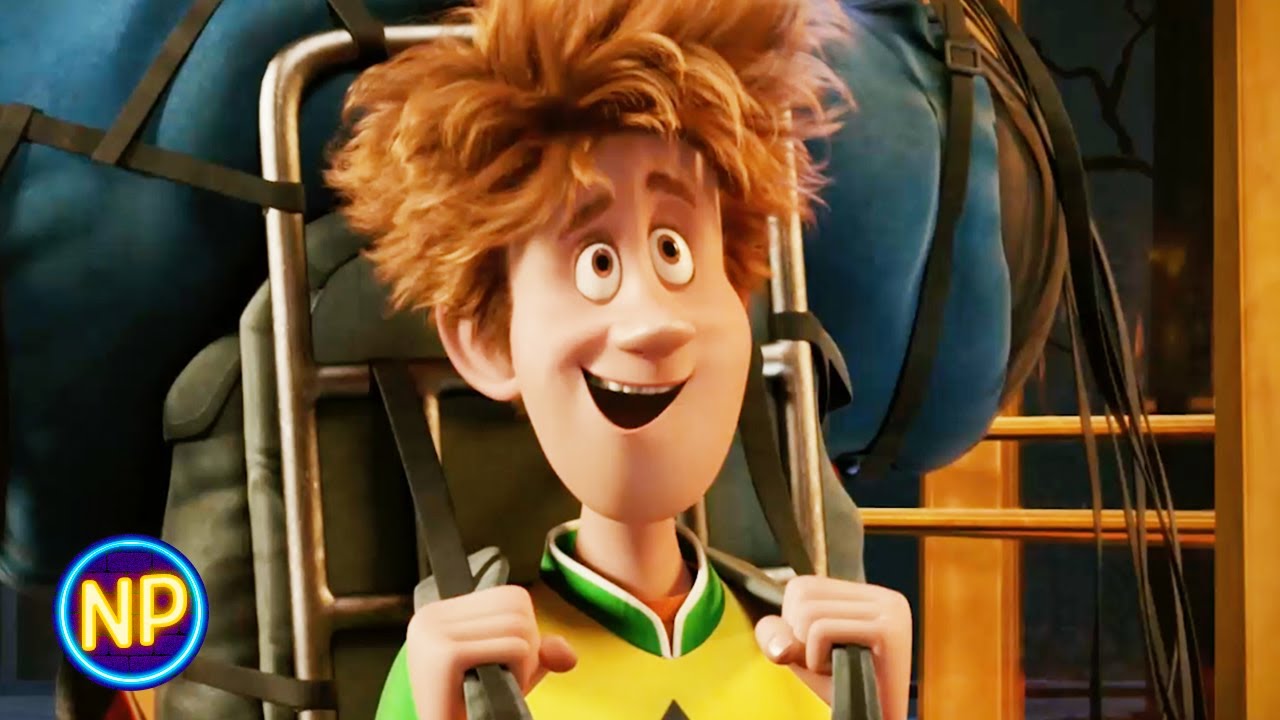 Jonathan Arrives At The Hotel Hotel Transylvania Youtube