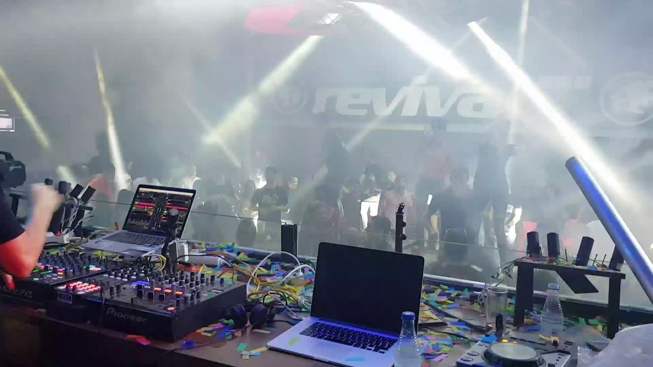 Carlos Agráz Esencia Revival 2017 - YouTube