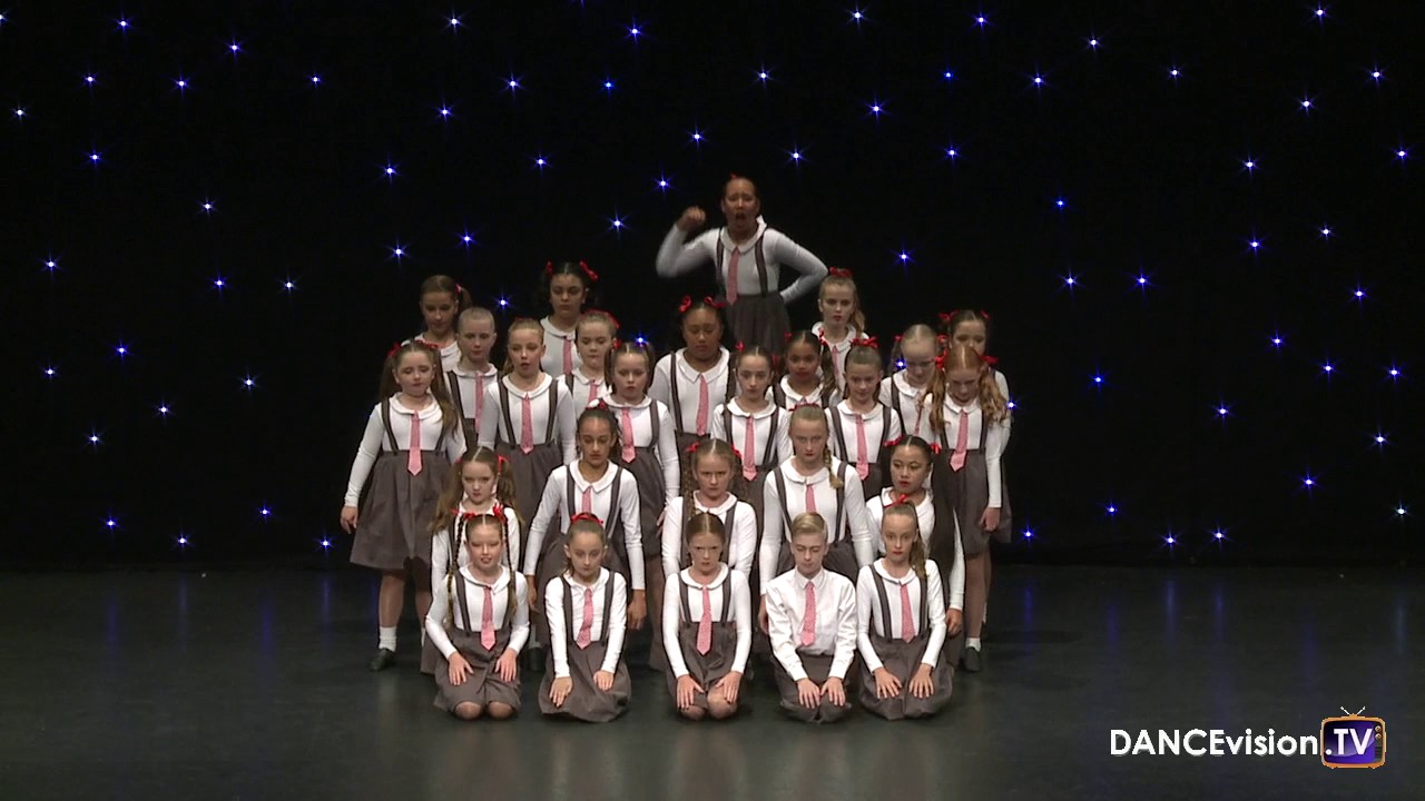 Junior Dance Company - YouTube