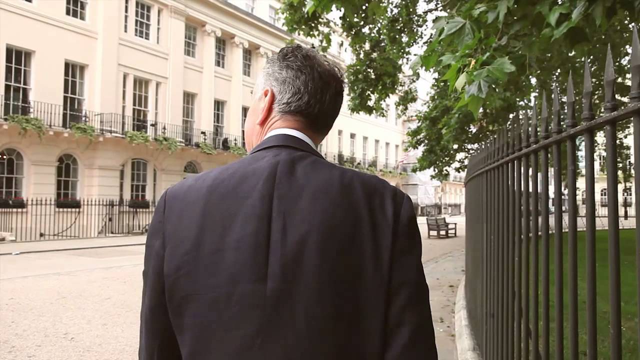 G8 artist - Middlesex University lecturer Phil Shaw - YouTube