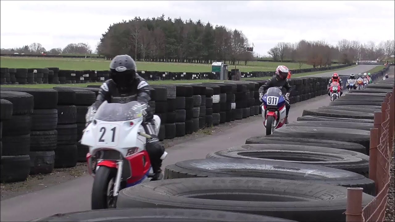 Darley Moor - Round 1 - Forgotten Era & Classic - Race 2 - 26th March ...