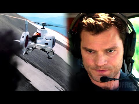Accidente de helicóptero de Christian Grey | Cincuenta sombras más oscuras | Clip en Español