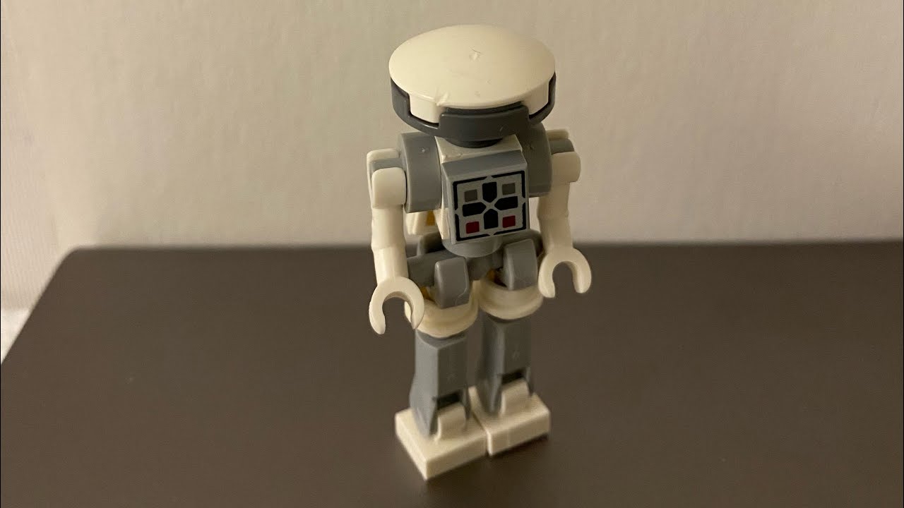 Cool Lego droid - YouTube