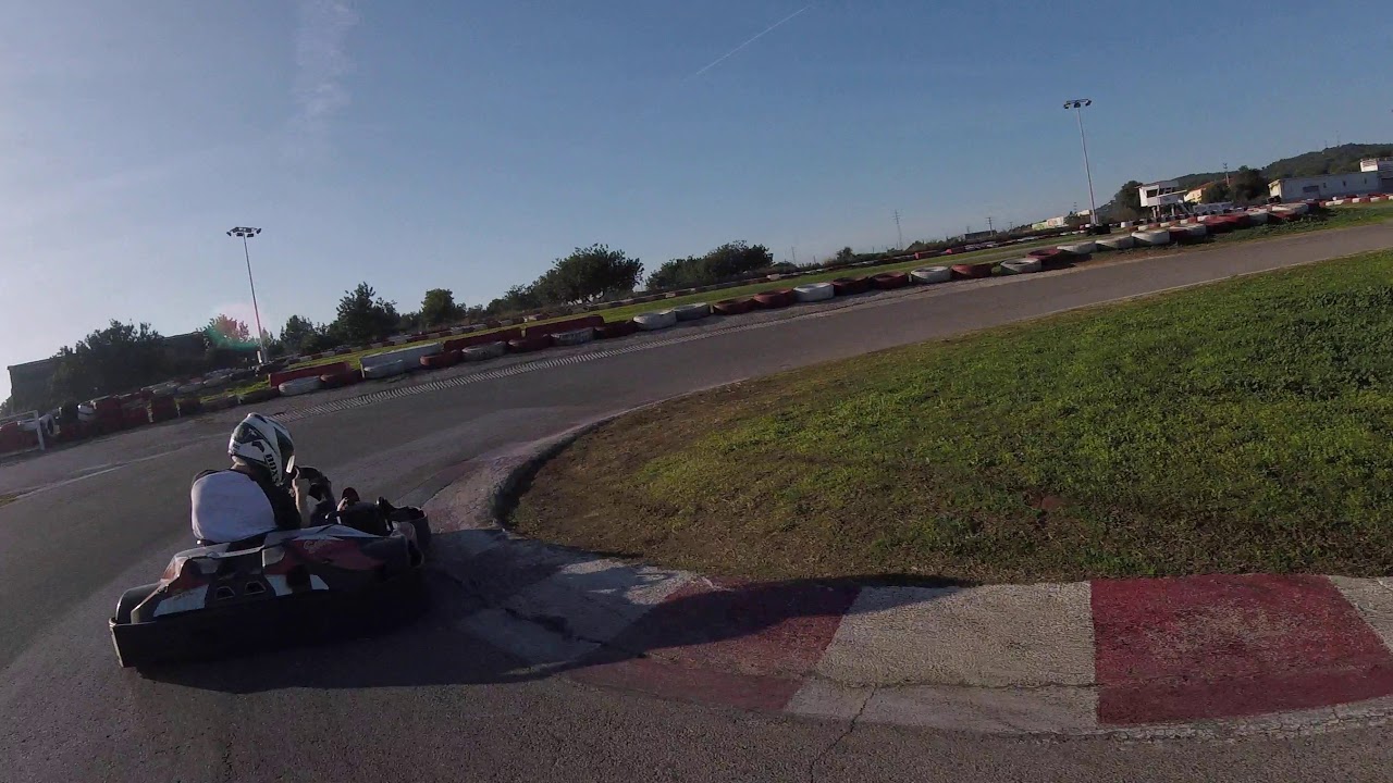 Karting Vendrell - Rotax - 1st Run - Part 2 - YouTube