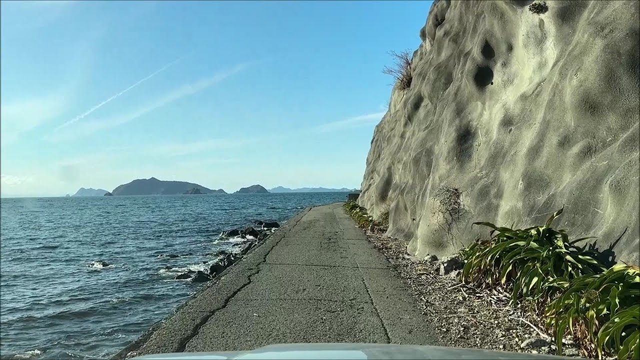 海沿いの狭路を走る 愛媛県宇和島市 Drive along the narrow seaside road, Uwajima Ehime ...