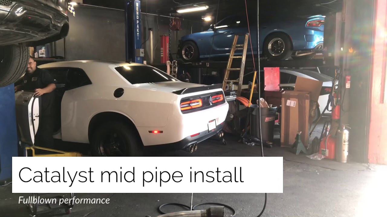 2019 challenger scat pack catless mid pipes - YouTube