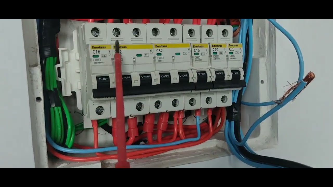 É SÓ ALTERAR UMA TOMADA PARA 220 VOLTS. - YouTube