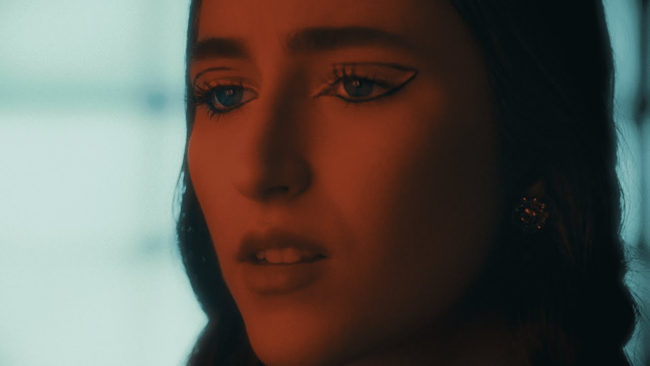 Manu Beltrão - Second Thoughts (Clipe Oficial) - YouTube