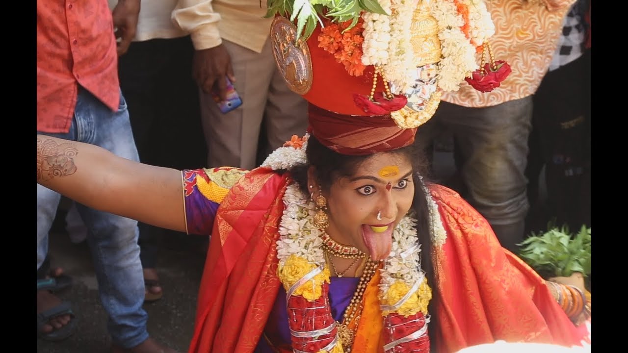 Bonalu festivities with Jogini Shyamala Devi - YouTube
