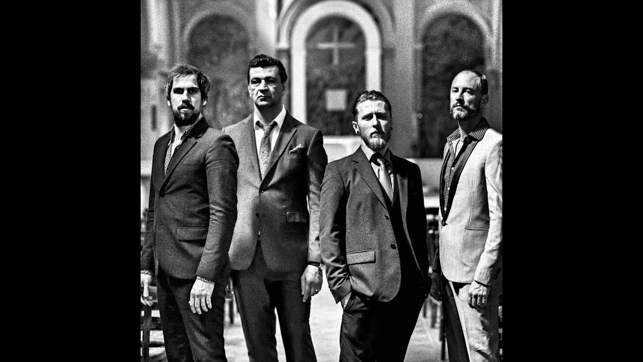 Black Strobe - I'm A Man. - YouTube