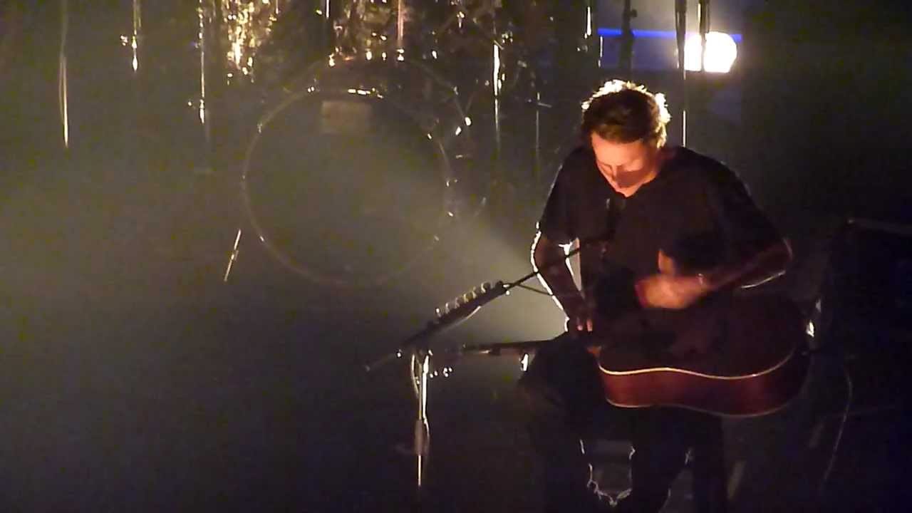 Ben Howard - Depth Over Distance (Live @ O2 Shepherds Bush Empire ...