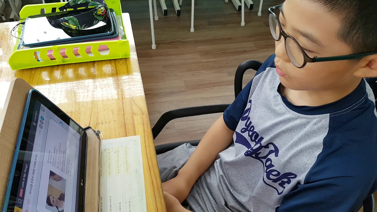 잉글리시아이 소사벌자이점/Prime 1B/초5학년/김래홍 - YouTube