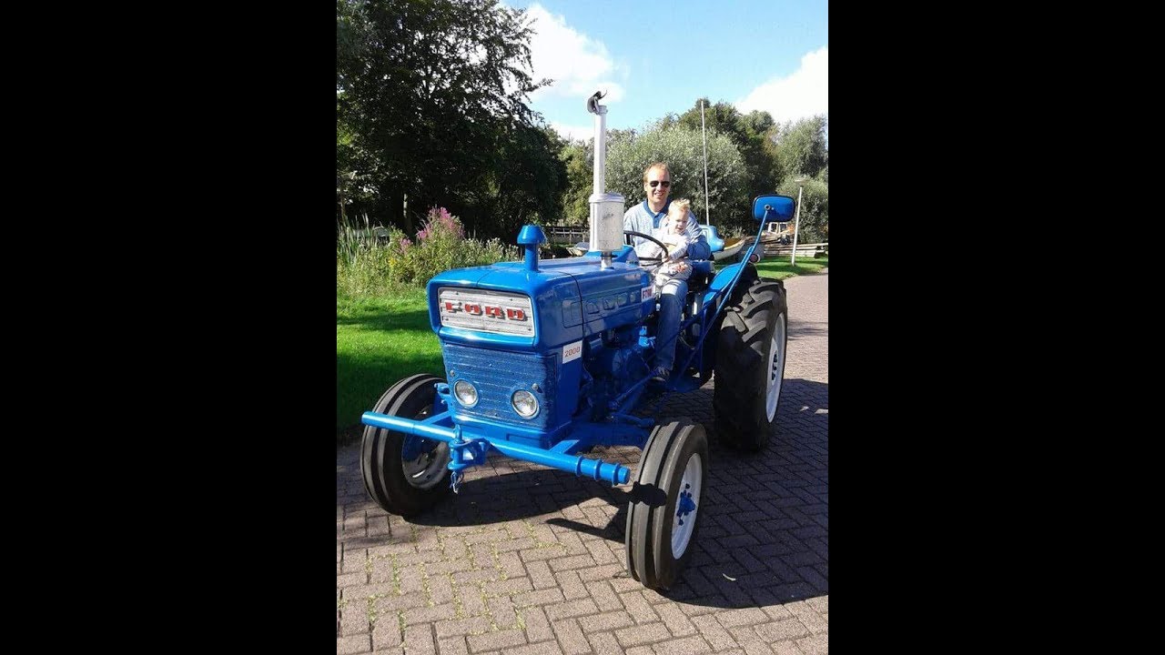 Ford dexta 2000 restoration - YouTube