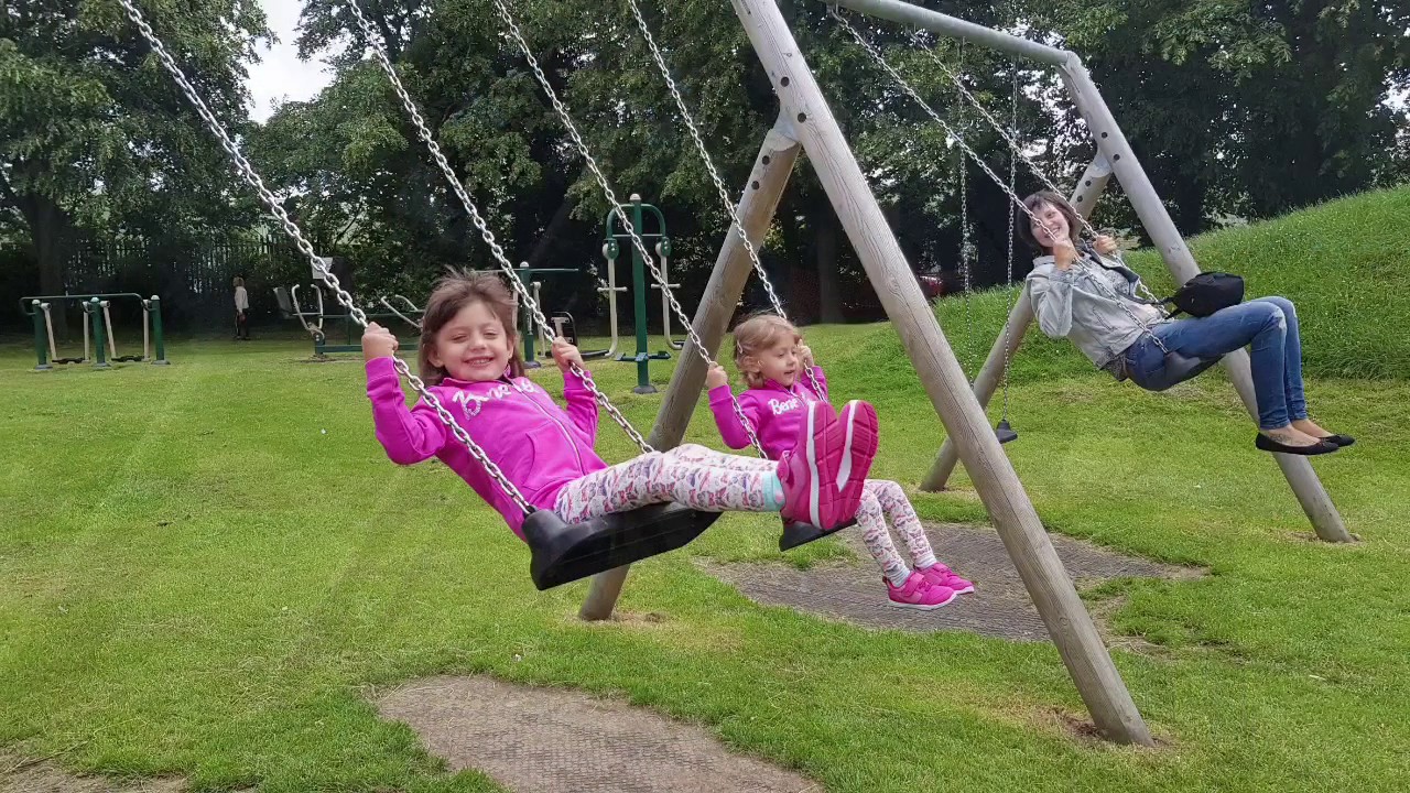 What a fantastic park! Cliffe Park, Dronfield UK - YouTube