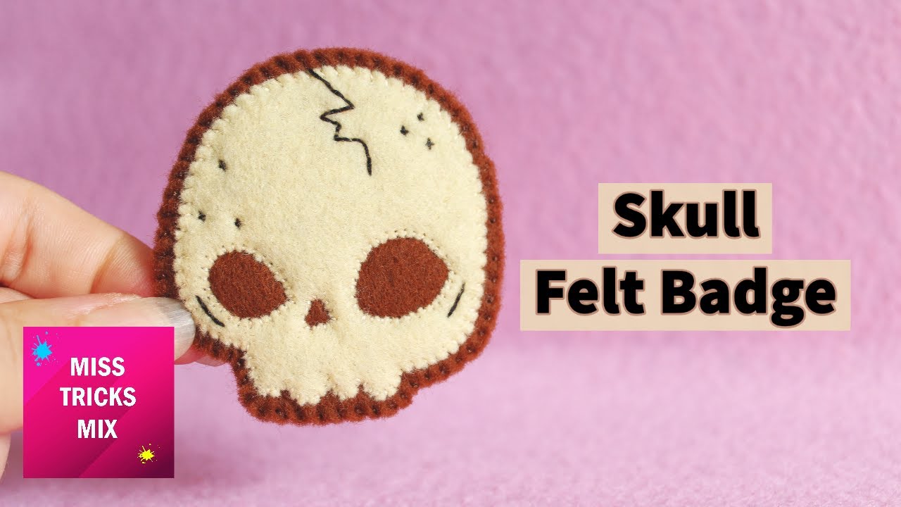DIY: Easy Skull Felt Badge | Felt Craft | Halloween Craft. - YouTube