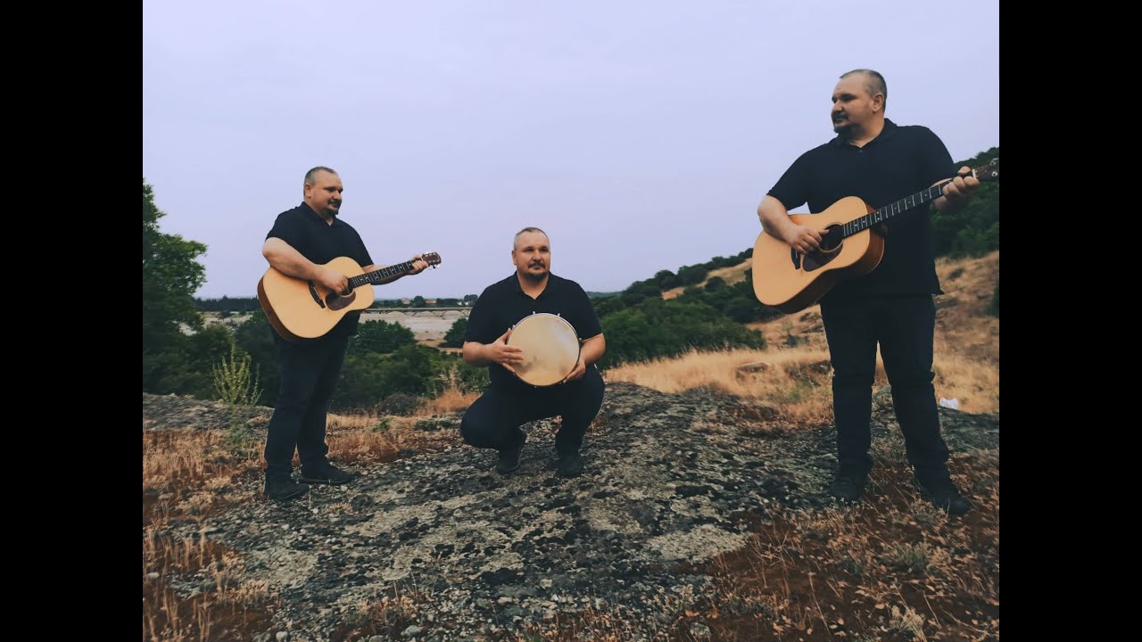 Σαράντης Μούτος - Μικρό μελαχρινό (εγείραν τα κλωνάρια μου) - YouTube Music