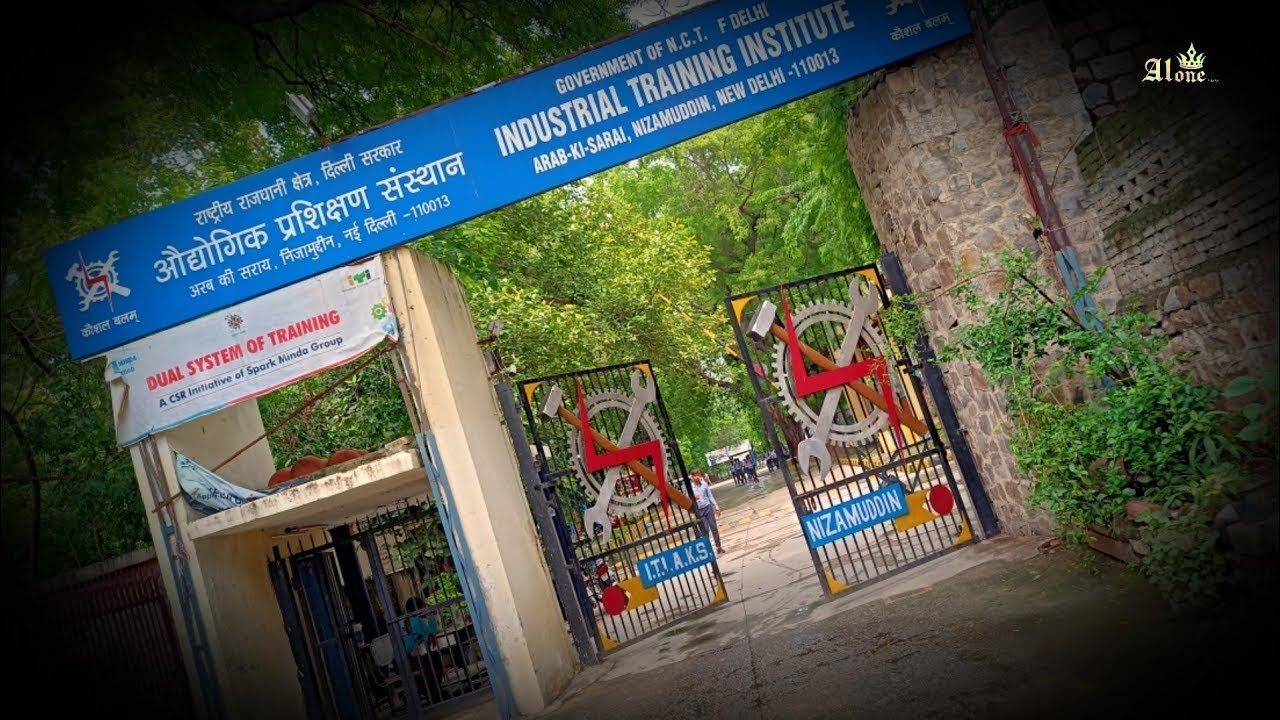 Women’s Day Celebration In ITI AKS NIZAMUDDIN 2023 - YouTube