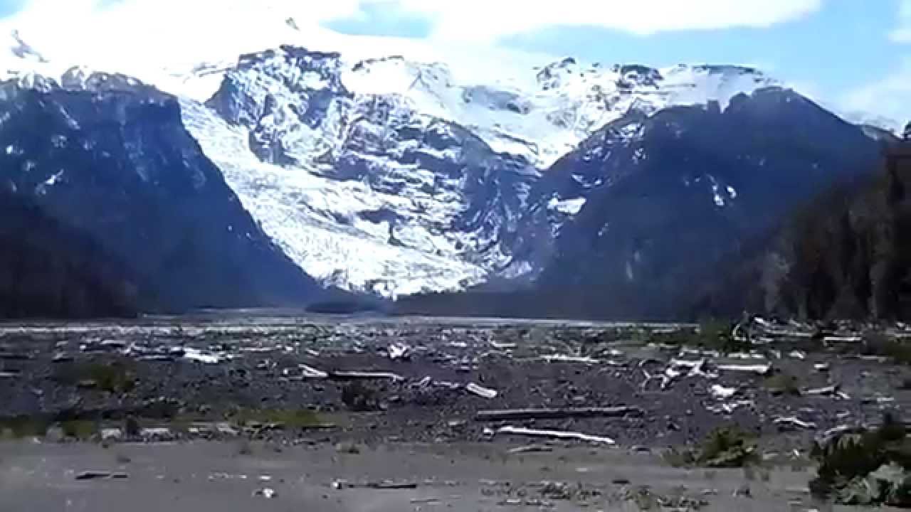 Parque Pumalin , Frente al volcan Michinmahuida !! - YouTube
