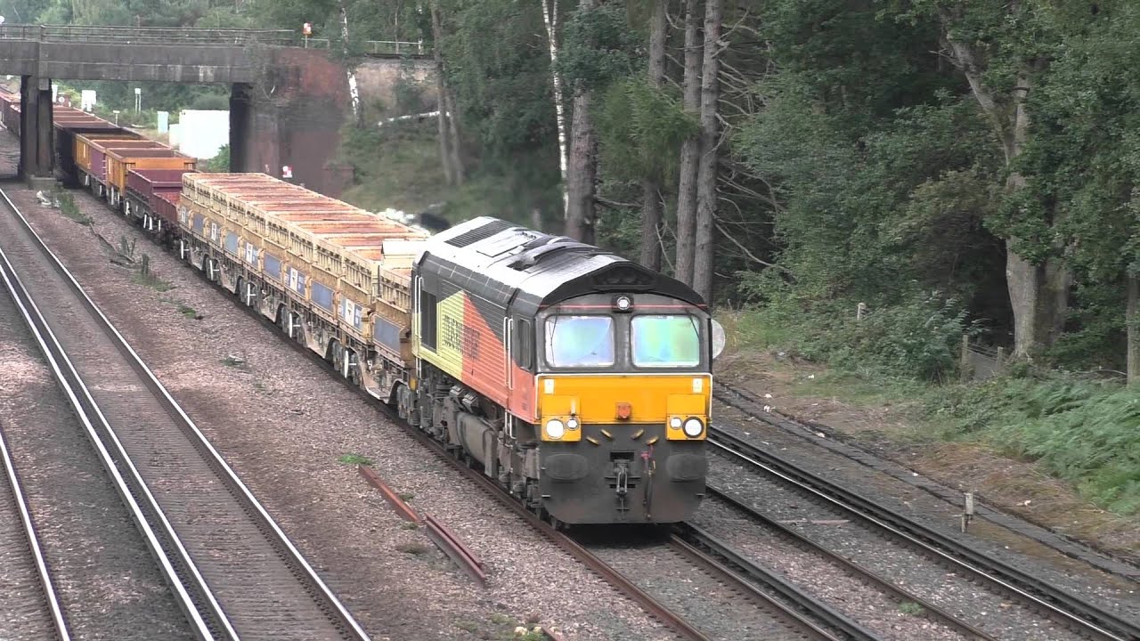 [HD] Colas Rail Class 66 passes Curzon Bridge with 5 tone horn - YouTube