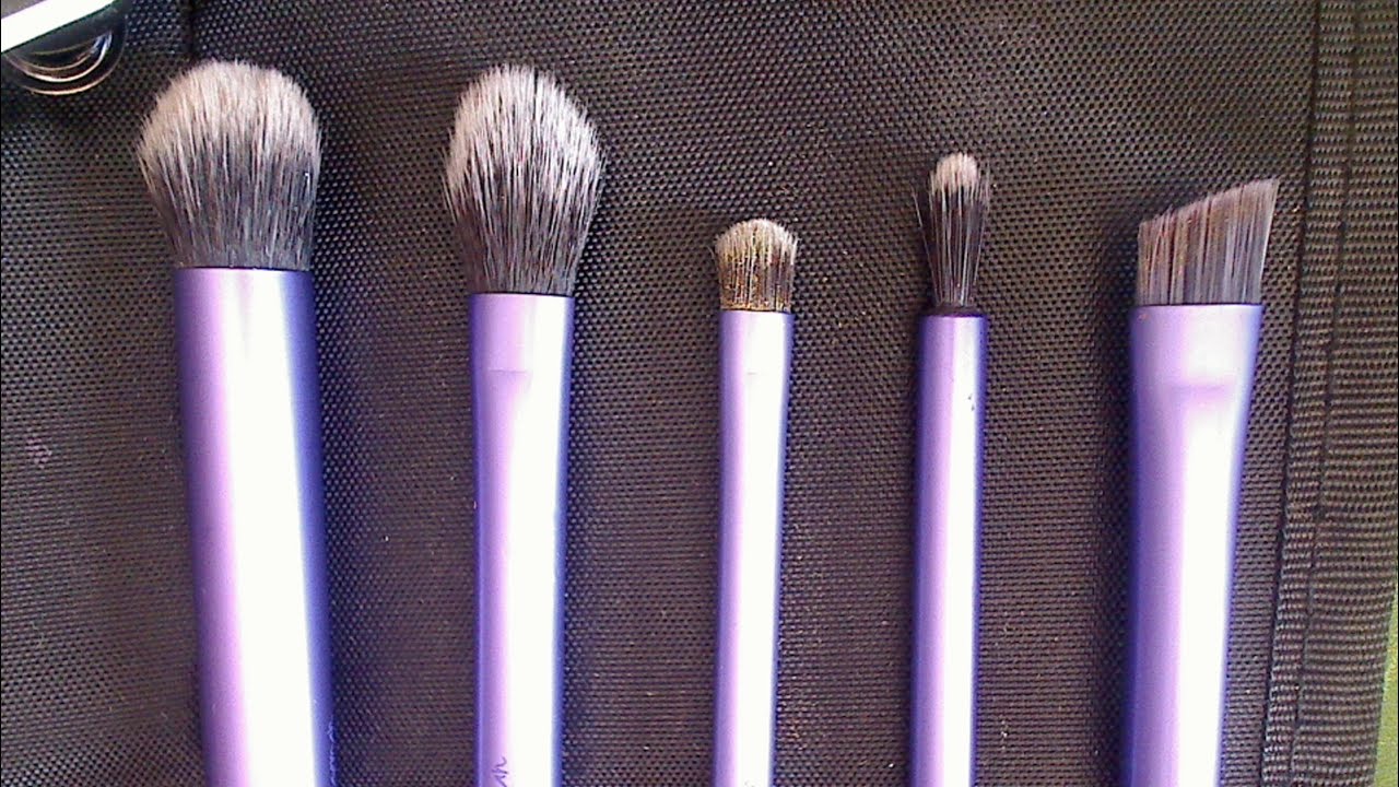 Review Pennelli delle Pixiwoo -- Real Techniques Starter Kit ...