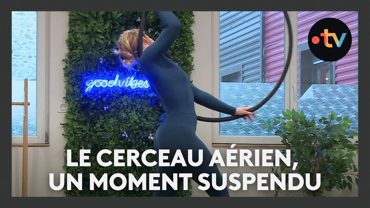 Le cerceau aérien, un sport exigeant pour un moment suspendu - YouTube