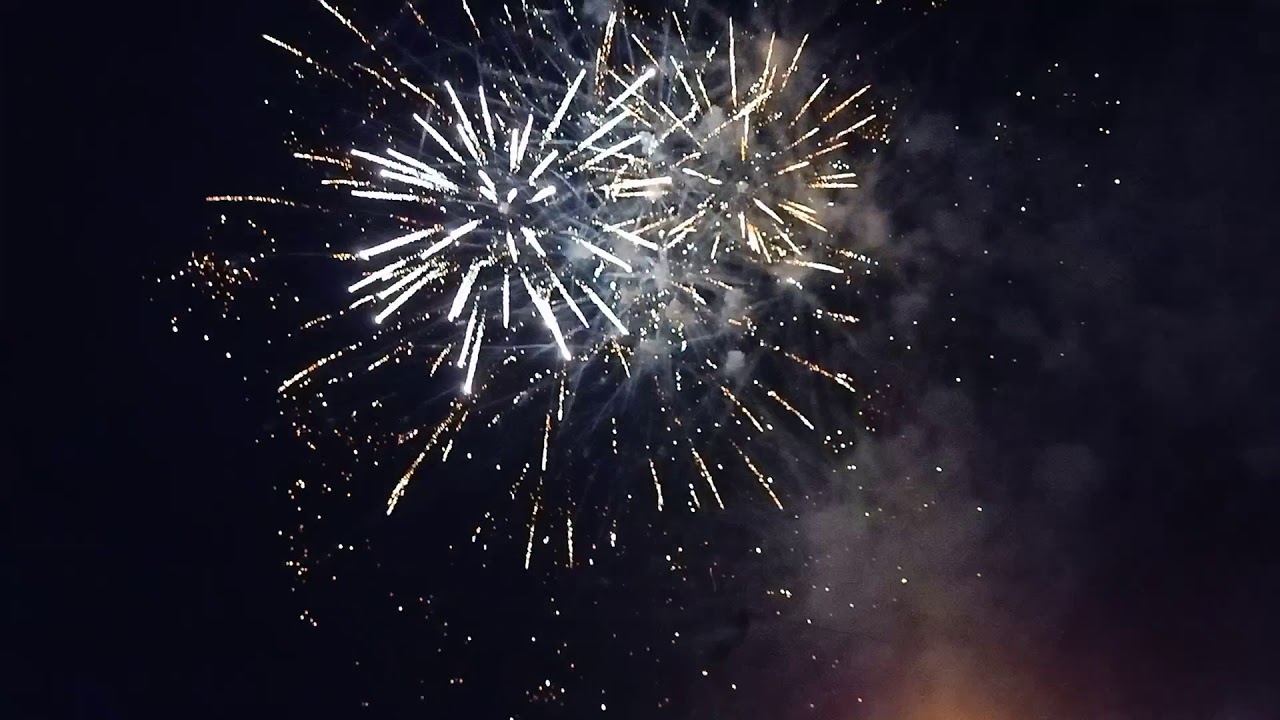 Kembang api - YouTube