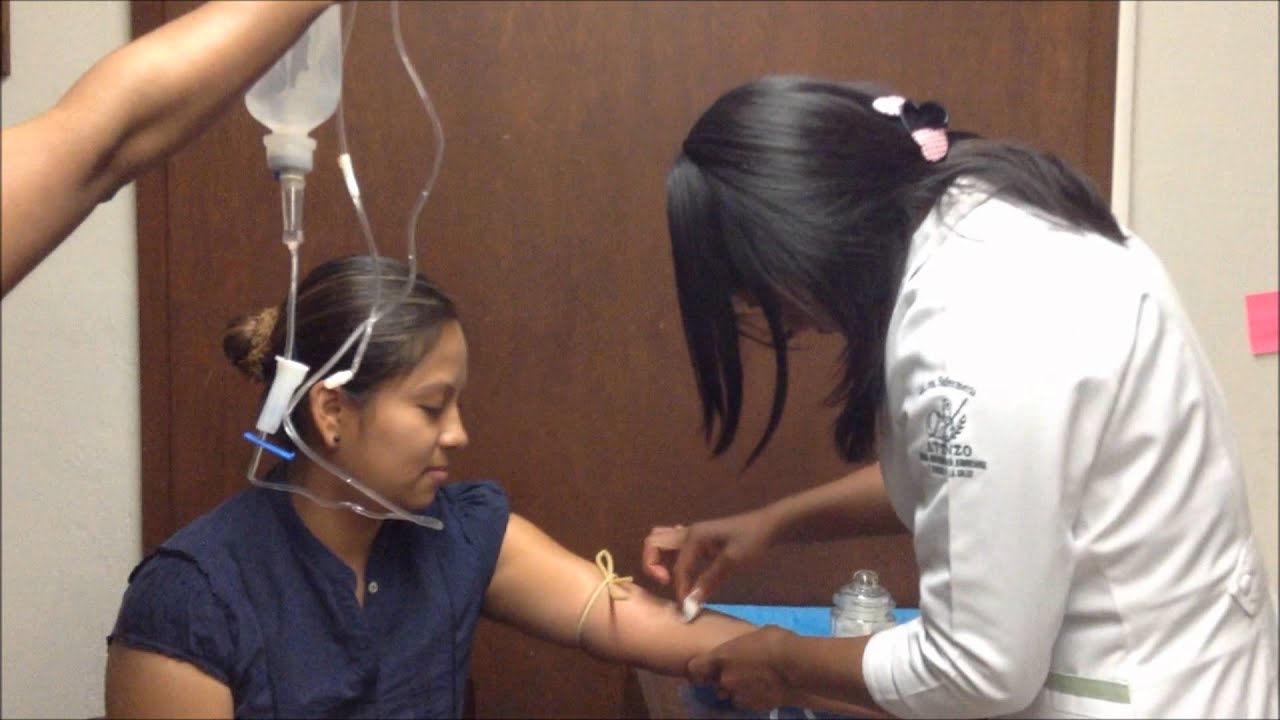 PROCEDIMIENTO PARA VENOCLISIS - YouTube