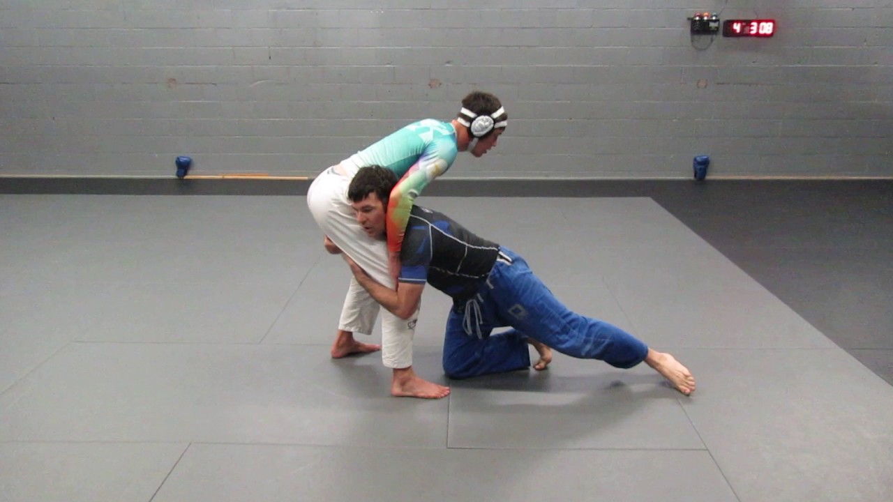 Wrestler's Double Leg Takedown with Coach Keenan - YouTube