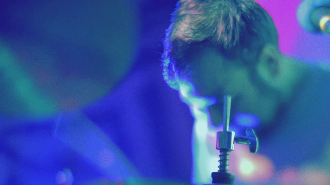 SAD BAXTER - Sivler Street (Live at Rocky's) - YouTube