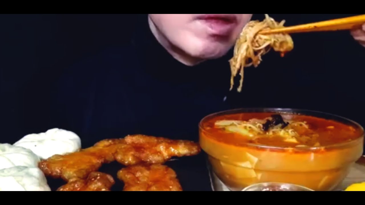 ASMR MUKBANG, Mala Soup, Guo Ba Rou, and Dumplings, 마라탕, 꿔바로우 및 만두 ...