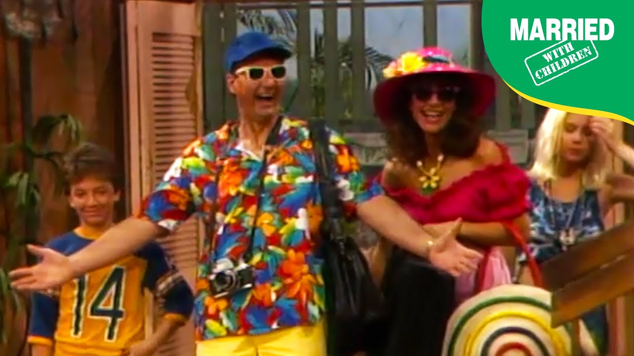 The Bundys Get Away | Married With Children - YouTube