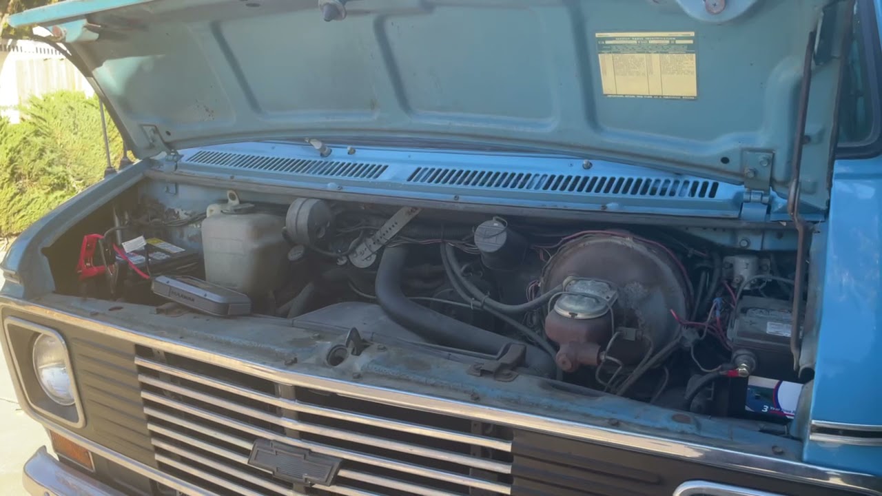 1975 Chevy G20 Sportvan Engine - YouTube
