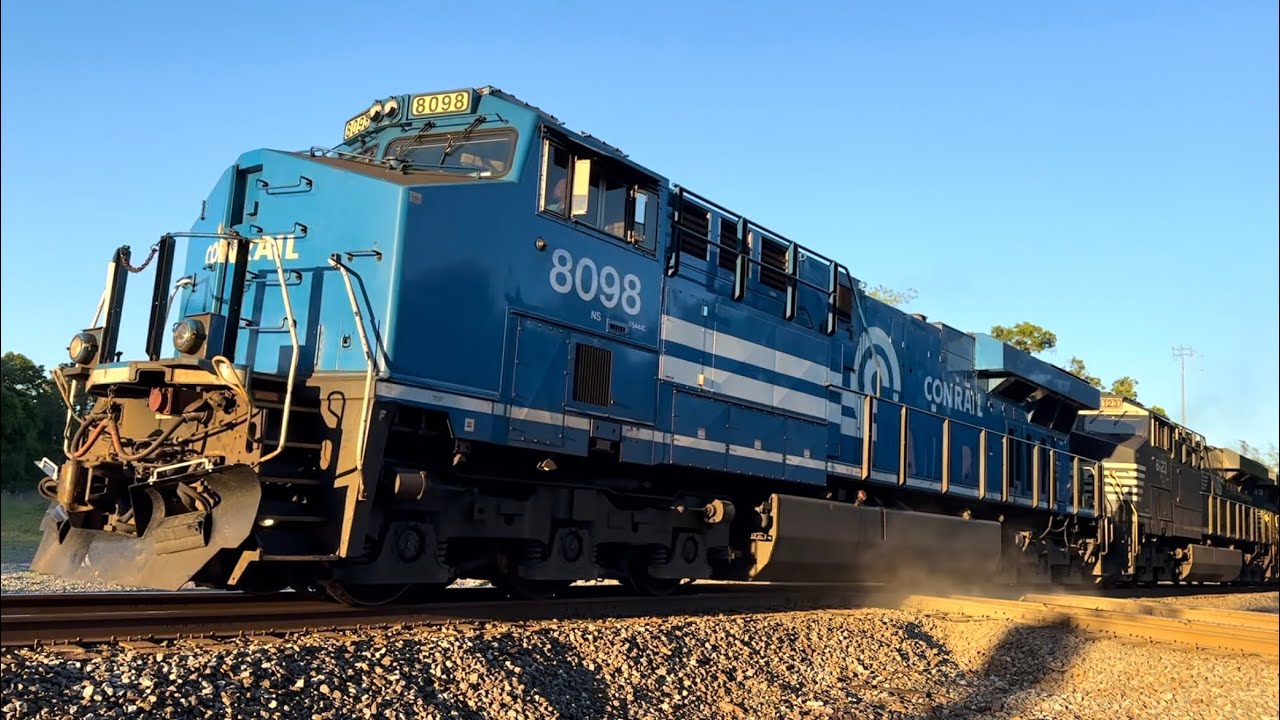 Norfolk Southern Conrail Heritage Unit Leads NS 26C at Crawford, FL ...
