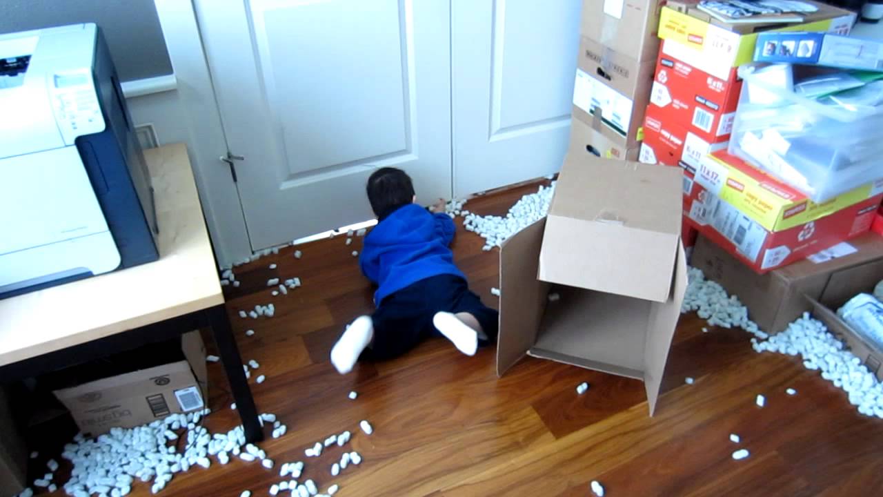 2011.12.17 Max making a big mess - YouTube