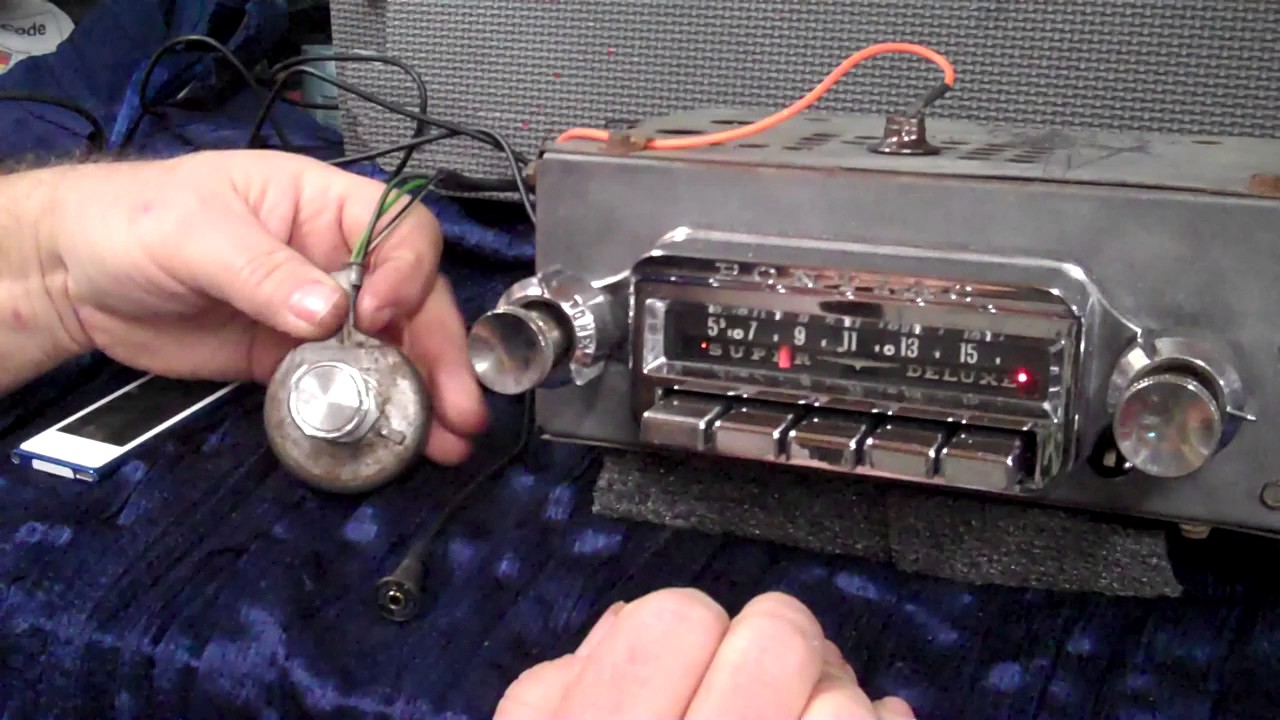 1960 Pontiac Super Deluxe radio - YouTube