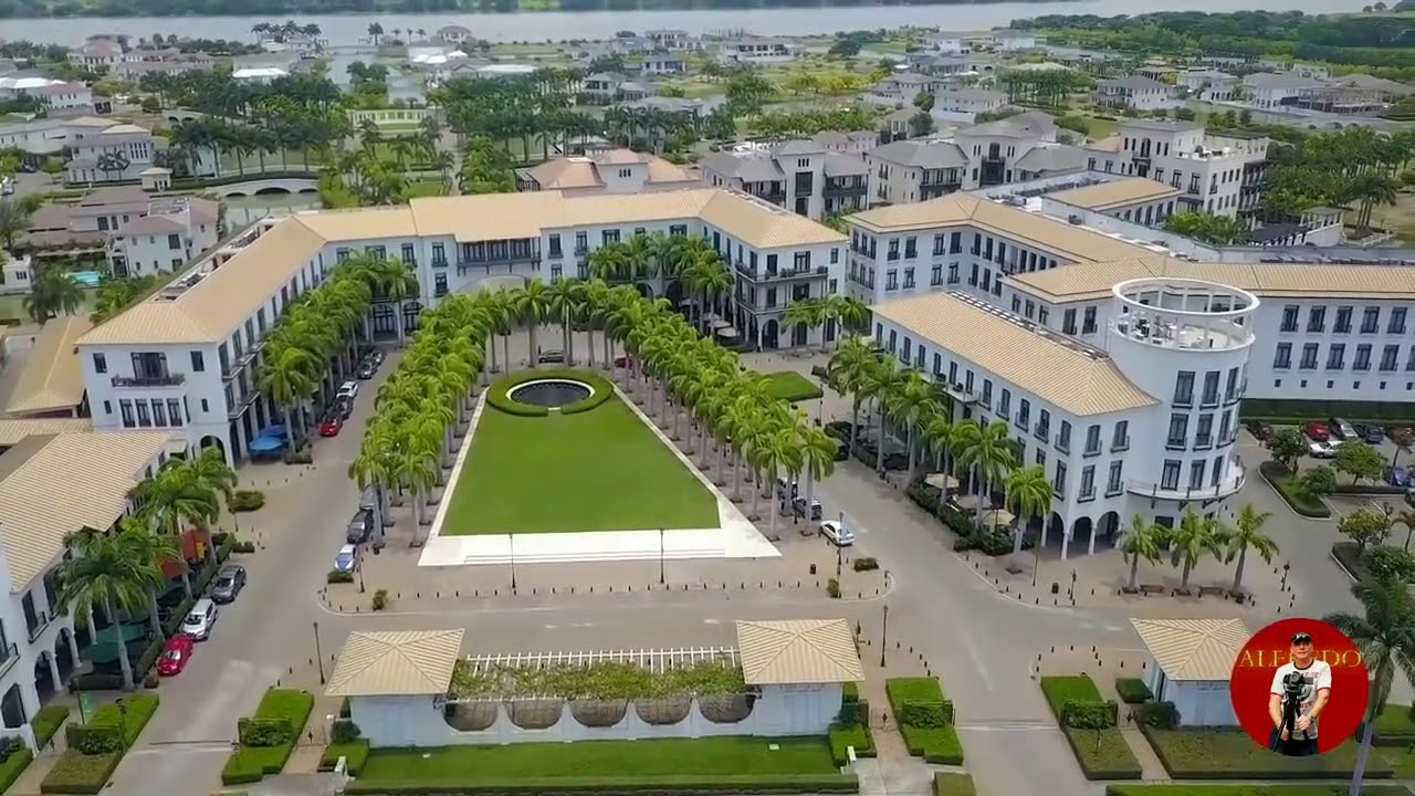 Samborondón Ecuador - YouTube