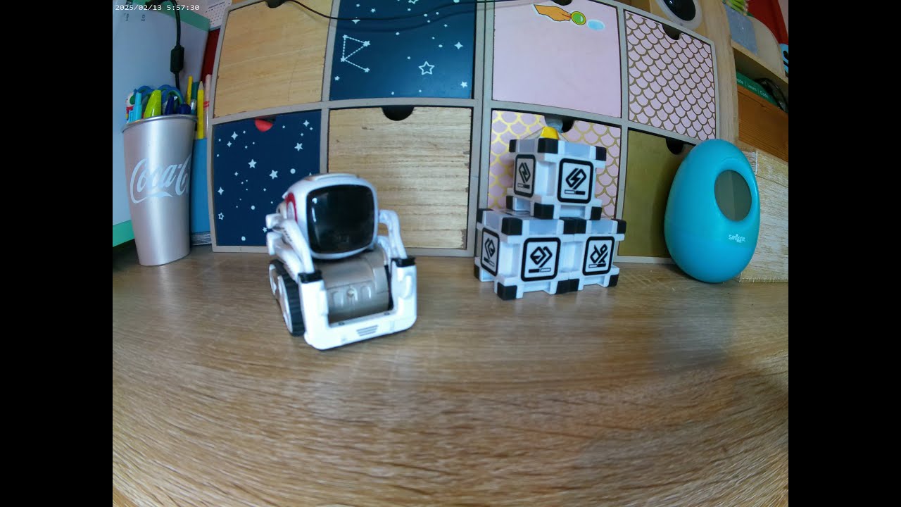 Cozmo - The Best Robot You Can Buy! - YouTube