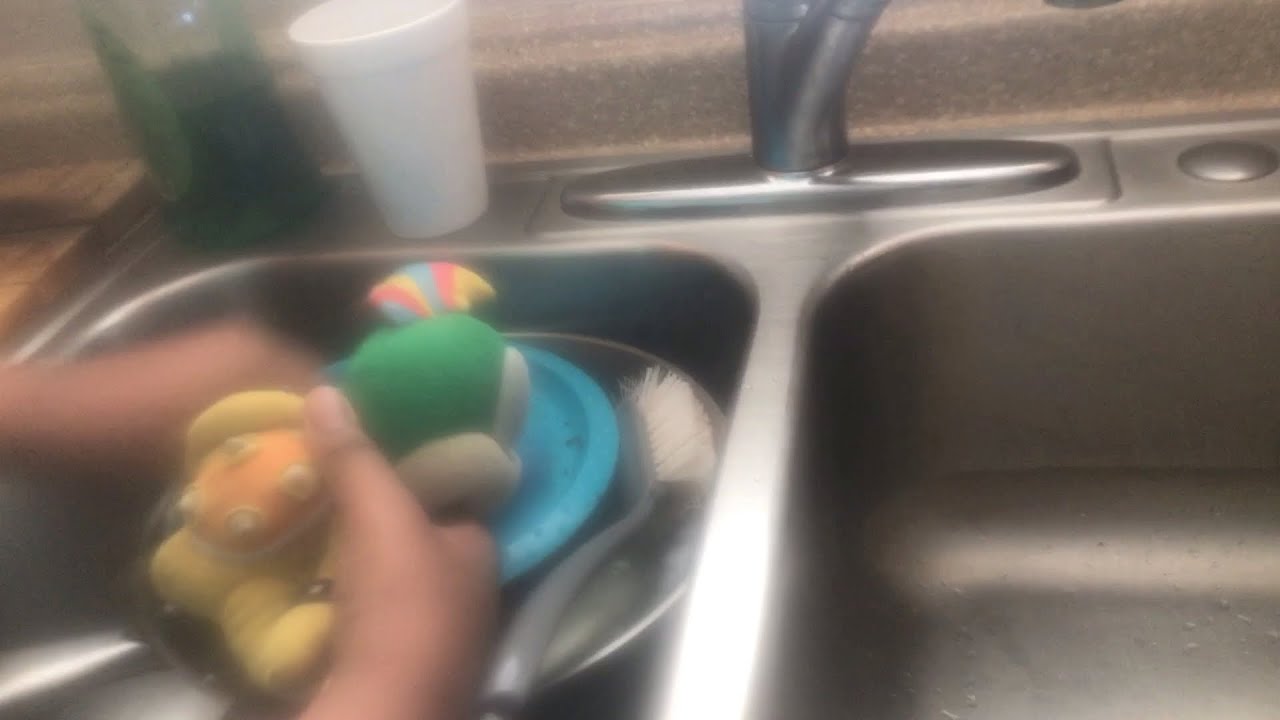 Tyler plush ep8 Lemmy ‘s Chores - YouTube